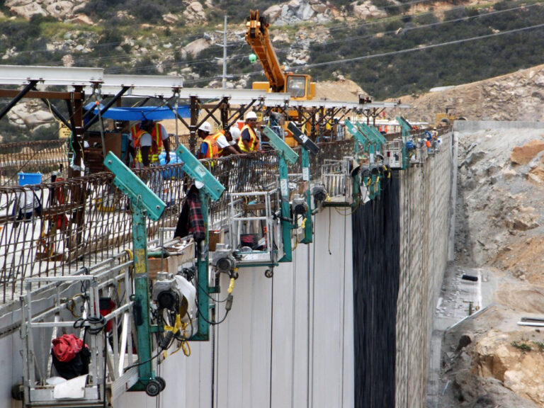 Hydropower - Power Climber